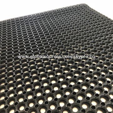 China Oil proof bathroom holes rubber mat porous rubber mat with hollow ...