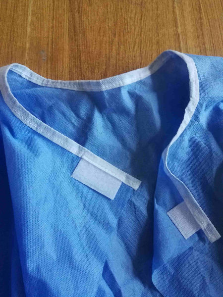 China SMMS non woven sterilize Disposable AAMI level 4 surgical gown on ...