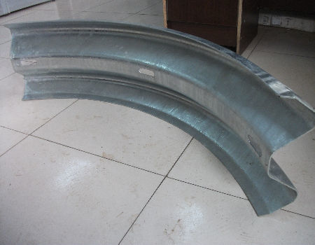 Curved Traffic Barrier Corrugated W Beam Steel Highway Guardrail, GI ...