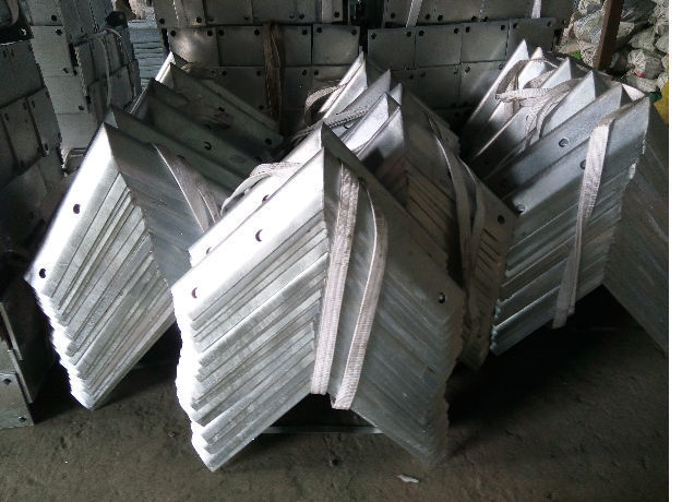 Curved Traffic Barrier Corrugated W Beam Steel Highway Guardrail, GI ...