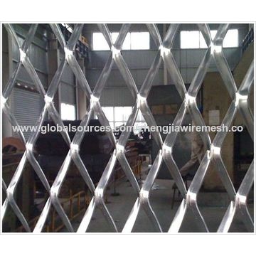 China Expanded wire mesh fence on Global Sources,Expanded wire mesh ...
