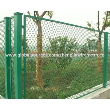China Expanded wire mesh fence on Global Sources,Expanded wire mesh ...