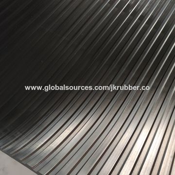 China Environmental Friendly Outdoor Indoor Antislip Garage Floor Mat ...