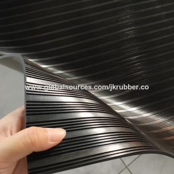 China Environmental Friendly Outdoor Indoor Antislip Garage Floor Mat ...