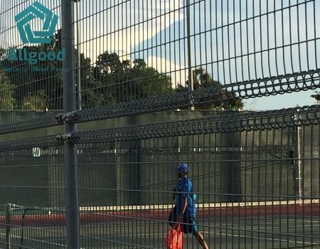 China 3D curved steel wire mesh fence panels with square post ...