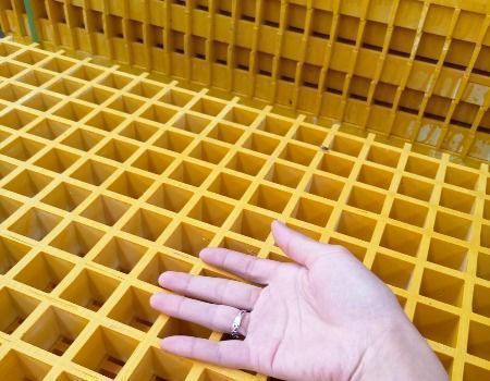 China Colored fiberglass grating,colorful frp moulded grating on Global ...