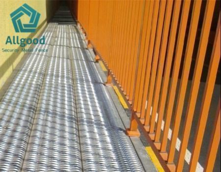China [Allgood] perforated walkway plank,perforated metal gratings on ...
