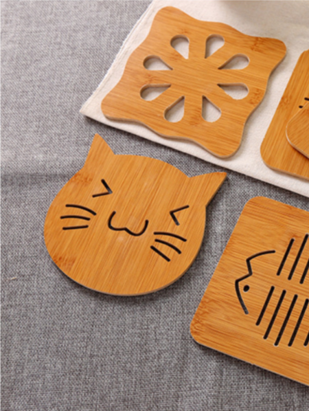 China Design Cartoon Hollow Wooden Coaster Anti-scalding, Anti-slip and ...