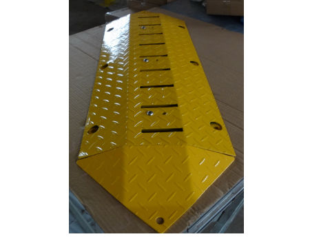 China One way speed bump trafic road security road spike barrier steel ...
