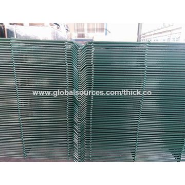 China Hot dipped galvanized 3D Curved Welded Wire Mesh Fencing Panel on Global Sources,3D fences ...