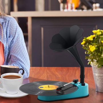China Mini Turntable Record Player with Horn Speaker, 33/45 RPM Records ...