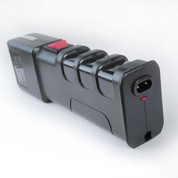 China 928 Type Strong LED Illumination Electric Baton Gun for Police ...