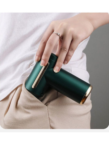 China Super Mini Portable Massage Gun, Deep Tissue Massager pocket ...