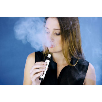 China Newest disposable vape electronic cigarette 400 puffs multi fruit ...