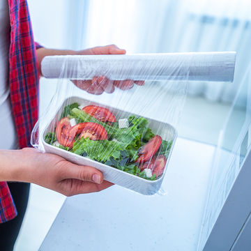 China Food Service Biodegradable Pla Food Packing Fresh Wrap Cling Film on Global Sources,Food ...