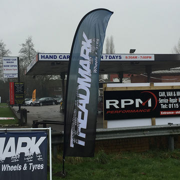 China Customized logo printing display flags car dealer feather banner ...