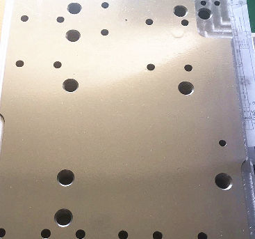 China CNC machined parts machining parts made by machining center on ...