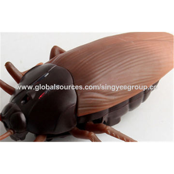China Infrared remote control electric cockroach simulation induction ...