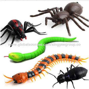 China Infrared remote control electric cockroach simulation induction ...