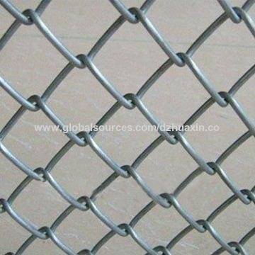 China Diamond mesh fence, 50 x 50mm Mesh, Widely Used in Industries on ...