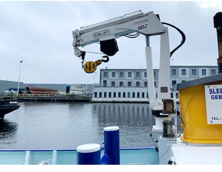 China Hydraulic Mrine Folding Fishing Boat Crane on Global Sources ...