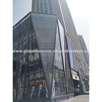 China High Brightness P100 Full Color RGB Outdoor LED Mesh Screen on ...