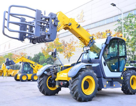 China 4.5 ton Telehandler XC6-4517K XC6-4517 with Lifting Height 17m on ...