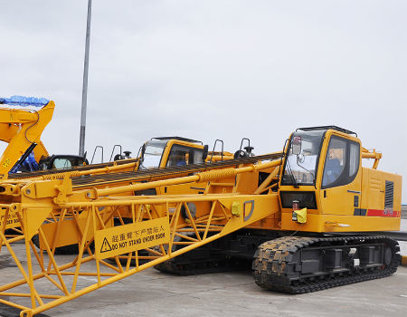 China China Top Brand ZCC1300 Full Hydraulic 130T Crawler Crane with ...