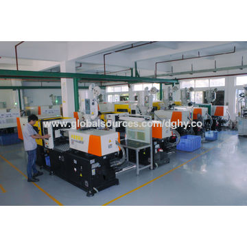 China Automotive fasten plastic parts rivet Nylon Pine tree clip on ...