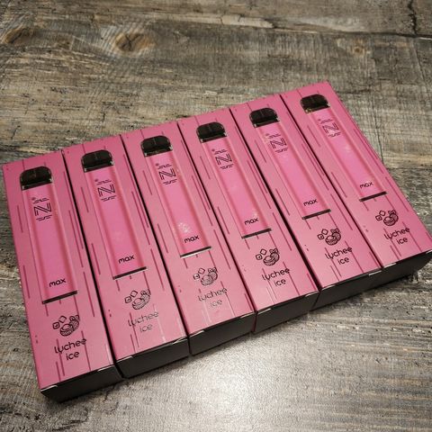 China Top seling 950 mAh battery pod device 1600 puffs disposable izi ...