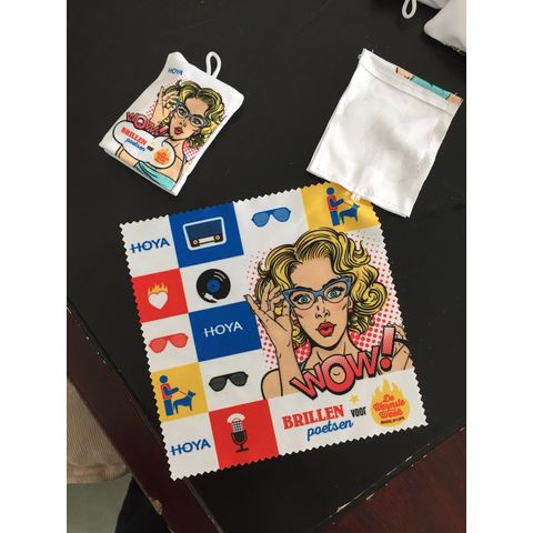 China Microfiber glasses lens cleaning cloth with keychain,personalized ...