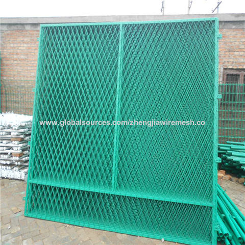 China Road Expanded mesh fence on Global Sources,Road safety fence ...