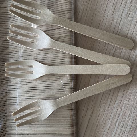 China Biodegradable wooden fruit fork eco-friendly got FDA,ISO BRC,SGS ...