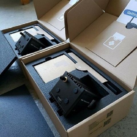 United States NEW RAK MNTD Helium HNT Black Hotspot Miner V2 4GB IN ...