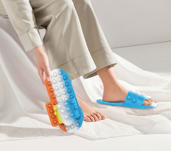 China Stress reliever toys silicone rat pioneer toys on Global Sources ...