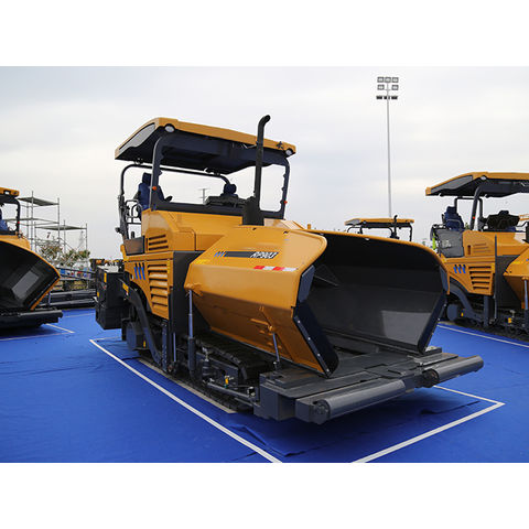 China Asphalt Concrete Paver XC-MG RP453L, 4.5 m concrete road asphalt ...