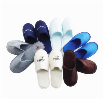 China Men's genuine leather slippers uggh slippers for women baby ...