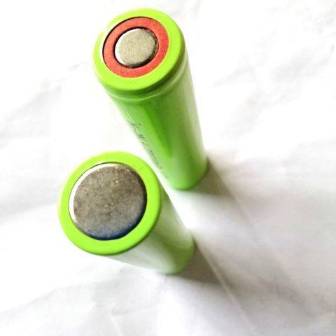 China 1.2V 4/3A4000mAh 18670 4000mAh Nimh Battery cell on Global ...