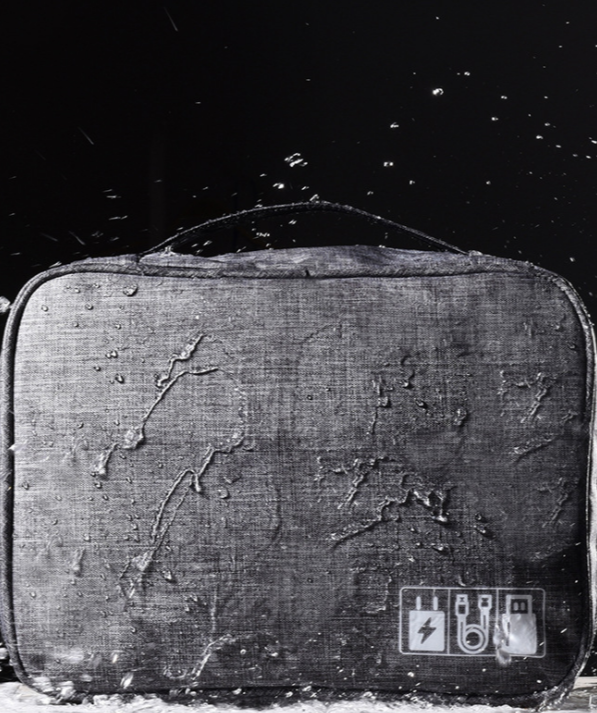 China Digital electronic storage charging treasure multi-function large ...