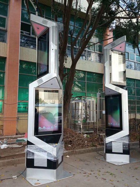 Three sides vertical poster display 55 inch outdoor digital board ...