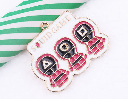 China Squid Game Key Chain Creative Alloy DIY Mobile Phone Car Bag ...