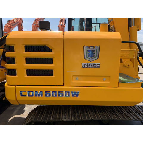 China CDM6060 6080kg backhoe digger mini excavator 36.2/2100 kw/rpm 25. ...