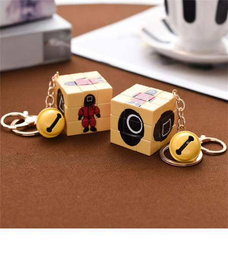 China Cube Keychain Cartoon Cute Creative Squid Game School Bag Pendant ...