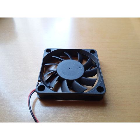 China DC Cooling Fan, ED6010B12H, Mini, Brushless, 60x60x10mm, 5/12V ...