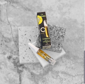 China Wholesale CBD/THC disposable Glo vape cartridge with package on ...