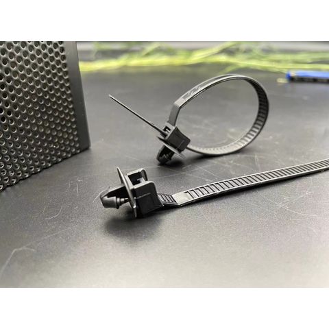 China Nylon Umbrella Wing Arrow Push Mount Cable Tie, for Wire & Cord ...