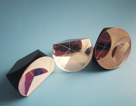 Retroreflectors Silver/Copper Coated And Black Painted Corner Cube ...