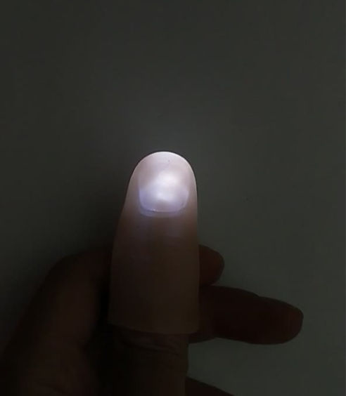 China Magic Light up Finger Toys Magic Tricks Fake Finger with LED ...