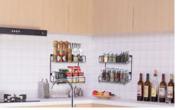 China Multi-purpose spice organizer wall mounted storage holder for ...