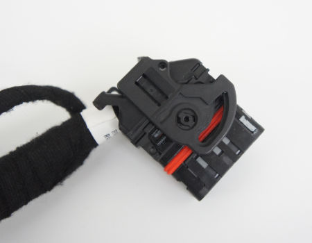 China Custom Electric Female Adapter Automotive Ecu Plastic 48 Pin ...